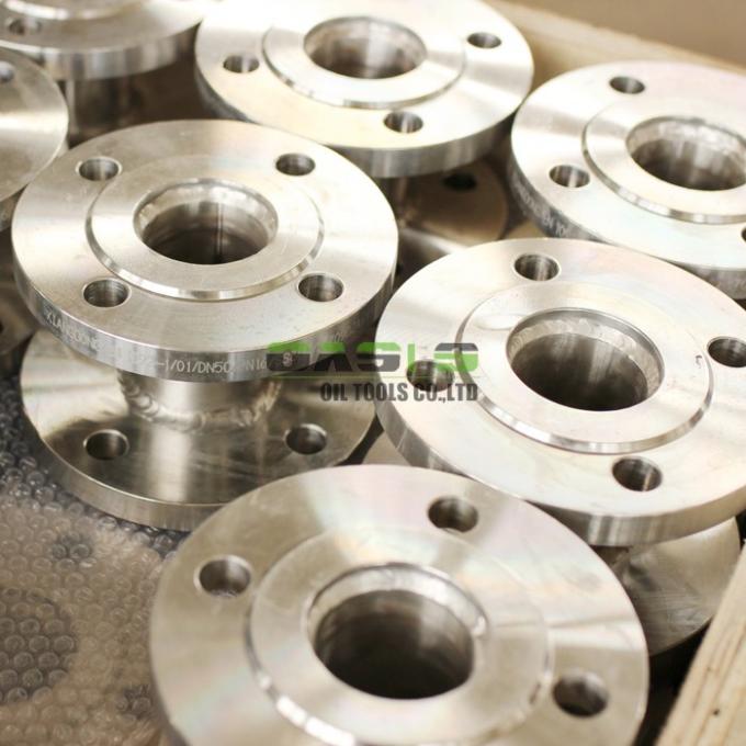 Short Pipe Stainless Steel Flanged Fittings , Silver Forged Stainless ...